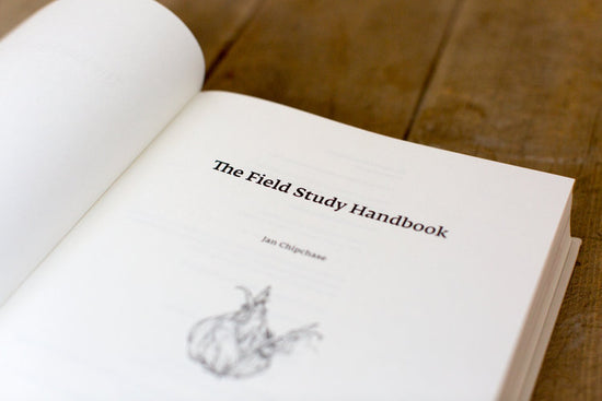 The Field Study Handbook - 2nd Edition, Hardback – Studio D